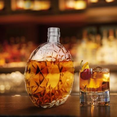 Cina 700 ml Extra Flint Clear Alcohol Rum Gin Vodka Brandy Bottiglia di vetro Con tappo Perfetto in vendita
