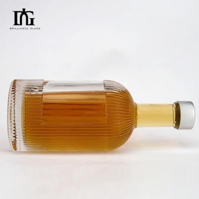 Cina Bottiglia di vetro vuota da 330 ml per liquori whisky vodka e altre bevande stile nordico in vendita