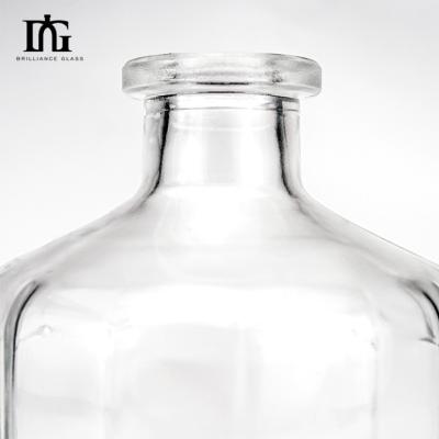 Cina Bottiglia di vetro da 50 cl per vodka, gin e whisky OEM/ODM accettata in vendita