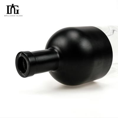 Cina Bottiglia di vetro rotonda vuota da 770 ml per whisky, brandy, vodka, rum, gin e altre bevande alcoliche in vendita