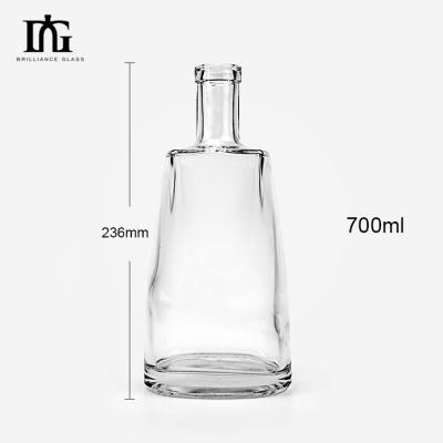 Cina Bottiglia in vetro con Brandy Gin Rum Tequila Vodka 750 ml Capacità con tappo a sughero in vendita