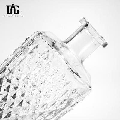 China 500ml Whisky Gift Set and Engraved Glass Set for Exclusive Drinking Experience for sale