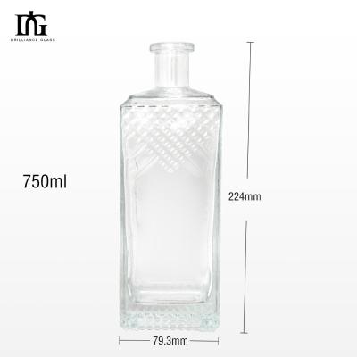 Cina Bottiglia in vetro di whisky e rum a 750 ml in vendita