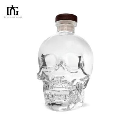 Cina Vetro trasparente a forma quadrata 750 ml Brilliance Luxury Custom Bottiglia vuota di whisky vodka in vendita