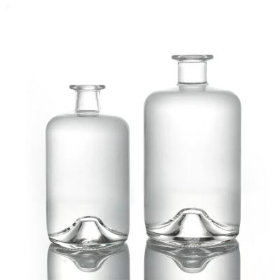 중국 250ml/500ml/700ml/750ml 용량 목걸이 재료 유리 위스키 디칸터 빈 병 판매용