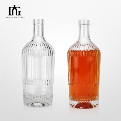 Cina Bottiglie in vetro di whisky, vodka e vino personalizzate con viti a sughero in vendita