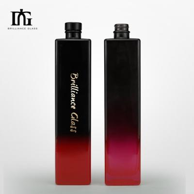 Cina Acceptabile Logo del cliente Bottiglia di vetro 700ml 750ml End Spray Colore personalizzabile in vendita