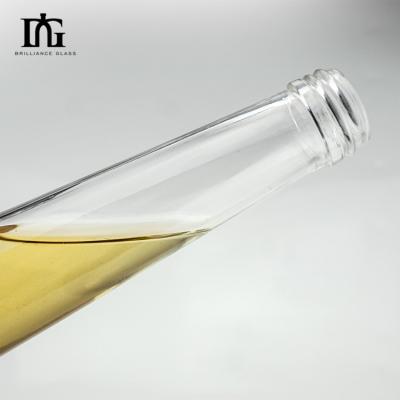 Cina 250 ml/375 ml di capacità Tequila Bottiglia di vetro arrotolabile per liquori Vodka Whiskey Wine in vendita