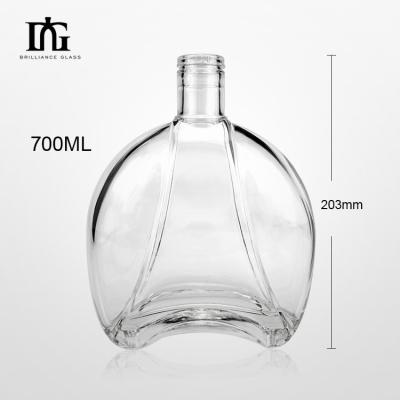 Cina Bottiglia di vetro vuota per alcolici 700 ml Tipo di sigillatura CORK campione fornito gratuitamente in vendita