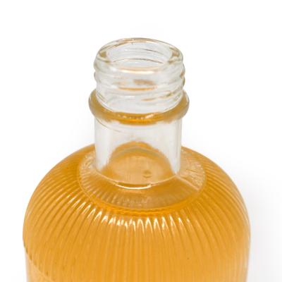 Cina Capacità 250 ml/350 ml/500 ml/550 ml/650 ml/700 ml/750 ml Bottiglia di gin di vetro per bevande in vendita