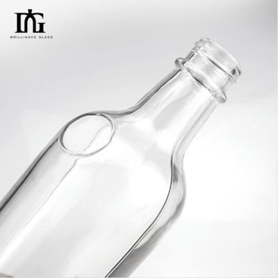 Cina 500 ml 700 ml 750 ml bottiglia di vetro per vodka whisky gin spirit tappo tipo sughero vite entrambi in vendita
