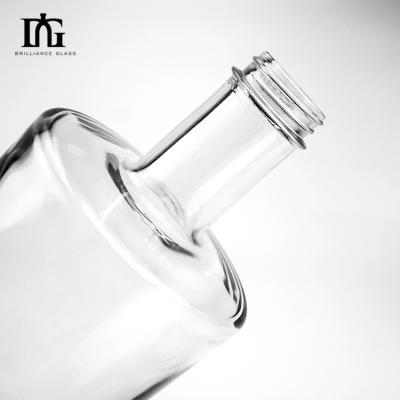 中国 カスタムパッケージ 700ml 透明ウイスキーガラス 750ml 1000ml 1Lのための丸いガラスボトル 販売のため