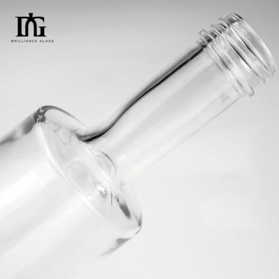 Cina 250 ml/500 ml/700 ml/750 ml Collare di vetro Bottiglia rotonda per rum Vodka Whisky Gin in vendita
