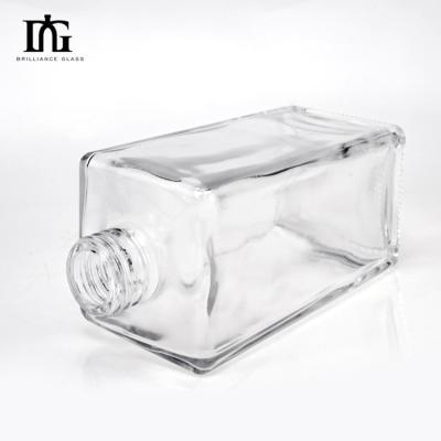 China 330 ml de garrafa de vidro de impressão de transferência de calor para personalização de licores e bebidas à venda