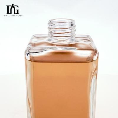 China 330 ml de garrafa de vidro de impressão de transferência de calor para personalização de licores e bebidas à venda