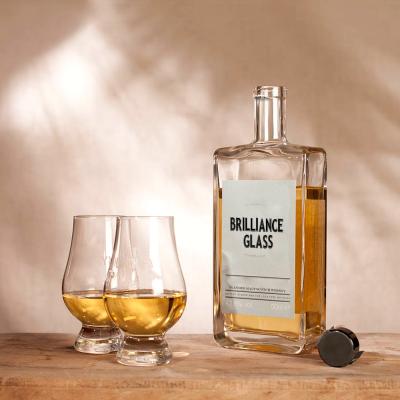 Cina Bottiglie di tequila di vetro Licore Whiskey Vodka Bottiglie di vetro con coperchio in vendita