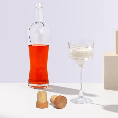 Cina Bevande gassate Super Flint Custom Spirits bottiglia di vetro con del sughero 500ml Capacità in vendita