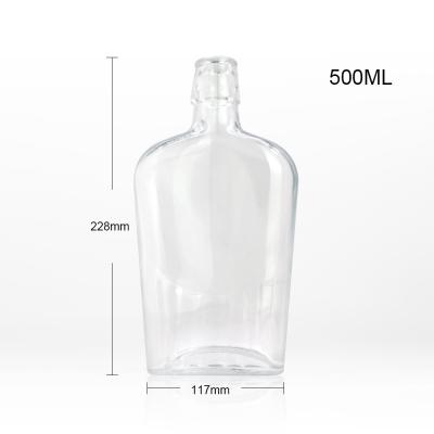 Cina 750 ml/1000 ml Bottiglia di vetro per liquori Whisky Rum Gin Tequila Brandy Tappo di sughero inciso in vendita