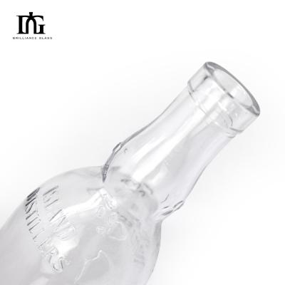 Cina Bottiglia personalizzata da 200 ml a 500 ml a 700 ml a 750 ml a 1000 ml di liquore in vetro di vodka per OEM/ODM in vendita
