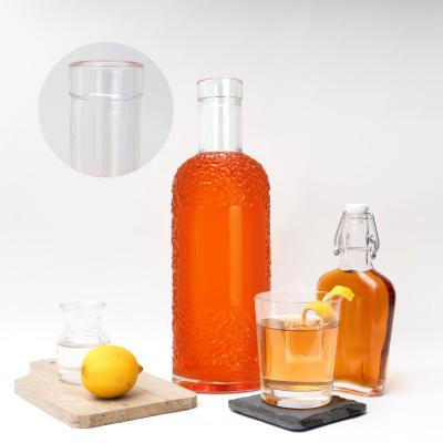 Cina Acid Etch Surface Handling Glass Bottle for Beverages 750 ml Capacità e trasparente in vendita