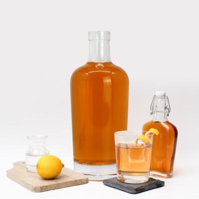 China 250ml/350ml/500ml/550ml/650ml/700ml/750ml Forma quadrada Decal Artesanato Garrafa de Gin Vidro à venda