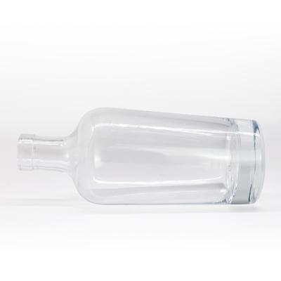 Cina 250ml/350ml/500ml/550ml/650ml/700ml/750ml Forma quadrata Decal Artigianato Bottiglia di gin Vetro in vendita