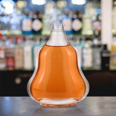 Cina Bottiglia di vetro Whiskey 500ml 750ml 1000ml Materiale di base vetro tipo tappo per coperte di sughero in vendita