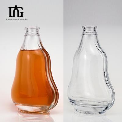 Cina Bottiglia di vetro Whiskey 500ml 750ml 1000ml Materiale di base vetro tipo tappo per coperte di sughero in vendita