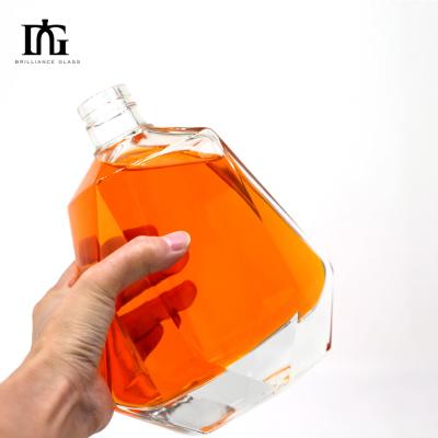 Cina Materiale del colletto Vetro 700 ml Vodka Liquore Bevande alcoliche Whisky Rum Bottiglia di vetro in vendita
