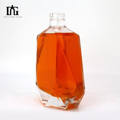 Cina Materiale del colletto Vetro 700 ml Vodka Liquore Bevande alcoliche Whisky Rum Bottiglia di vetro in vendita