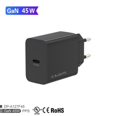 China Private Mold 45W GaN USB-C Wall Charger For MacBook Pro/Air IPad Pro Galaxy S23 Te koop