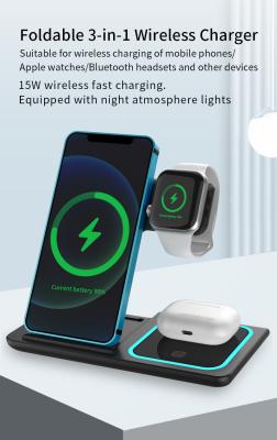 Cina 3 In 1 Wireless Charging Station For IPhone 14 13 12 11/Pro/Max Private Mold in vendita