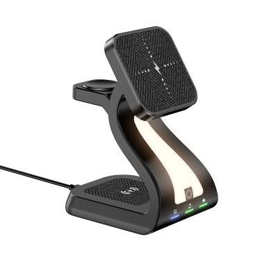 Cina 3 in 1 caricabatterie wireless multifunzione per iPhone luce magnetica notturna in vendita