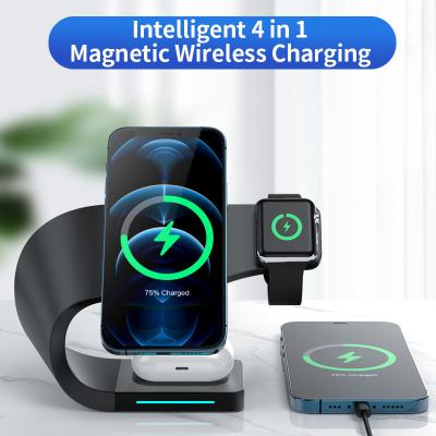 Cina Protezione inclusa 15W 4 in 1 caricabatterie magnetica wireless per iPhone iWatch e Airpods in vendita