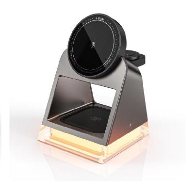 Cina Stazione di ricarica magnetica senza fili veloce da 15W con porta cellulari 3 in 1 e ingresso di tipo C in vendita