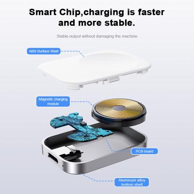 China Mini Smart Watch Charger with 2.5W Maximum Output Power Portable Wireless Magnetic Charger 4.3*3.1*0.7CM for sale