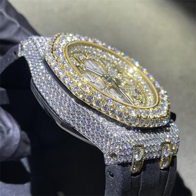 Cina Busto di lusso su misura di Moissanite di marca giù l'abitudine di acciaio inossidabile ghiacciato verso l'esterno l'orologio in vendita