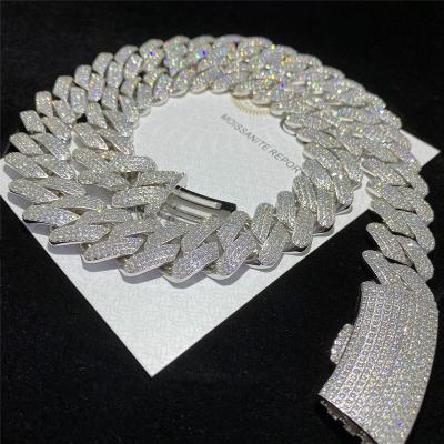 Cina Gioielli a catena su ordinazione Diamond For Men di Sterling Silver Moissanite Cuban Link in vendita