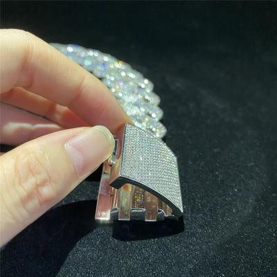 Cina regolazione cubana 925 Sterling Silver dell'artiglio del braccialetto a catena di 18mm Vvs Moissanite Hip Hop in vendita
