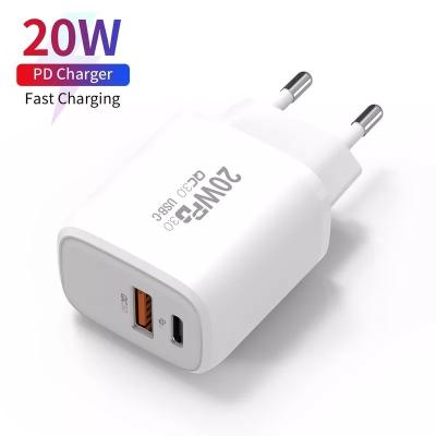 China 20W snel opladen Power Socket A C Travel Charger voor mobiele telefoons / laptops / projectoren Te koop