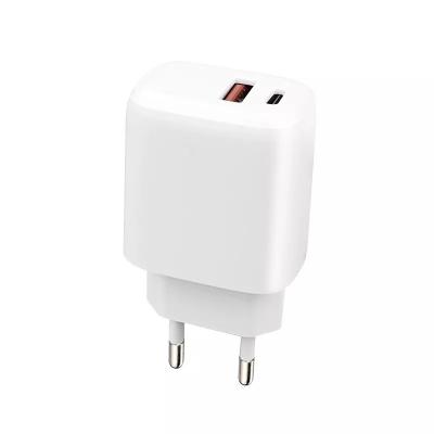 中国 EUプラグ30WAC充電器 PDアダプタ ラップトップ/プロジェクター用 販売のため