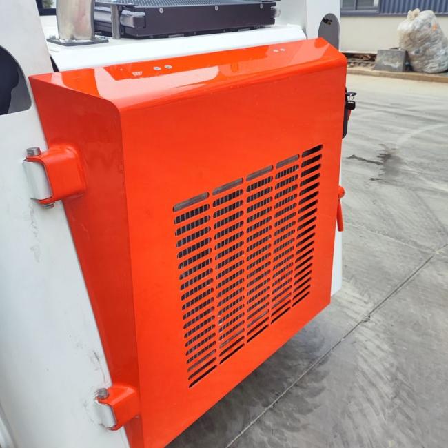 Small Forklift Slip Loader Multi-Function Diesel Loader Skid Steer Loader