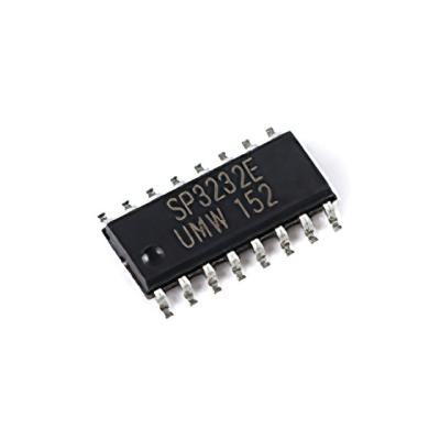 Cina SP3232EEN Ricetrasmettitori RS-232 da +3,0 V a +5,5 V con chip a circuito integrato in vendita