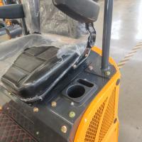 China Small Scale Mini Construction Excavators International Combustion Drive for sale