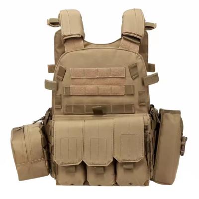 Cina Vesti da combattimento leggero Chalecos Gilet Portatore di targhe tattiche in vendita