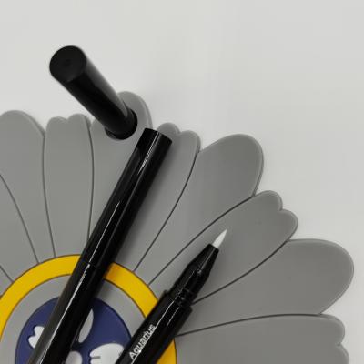 Cina Strumenti cosmetici 1.8mm liquidi di Pen Tip Size 1.5mm dell'eye-liner di stile di punta popolare del giro in vendita