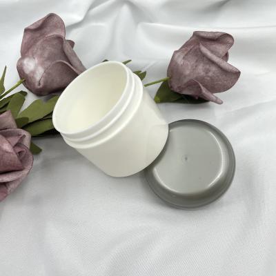 Cina Il viaggio cosmetico di plastica rotondo dei barattoli ha fissato la timbratura calda dei contenitori 50g con il modello differente in vendita