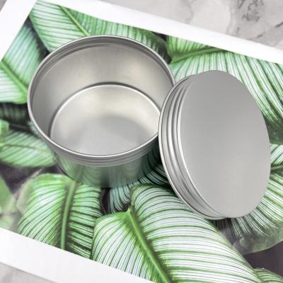 Cina Piccola cima di alluminio di torsione di 60ml 80ml Tin Jars Round Edge Screw per le cere in vendita