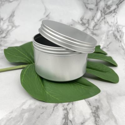 Cina Piccola cima di alluminio di torsione di 60ml 80ml Tin Jars Round Edge Screw per le cere in vendita