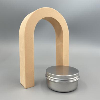 Cina prodotto chimico di alluminio di 50g Tin Jars 28*56mm resistente per cura di pelle cosmetica in vendita